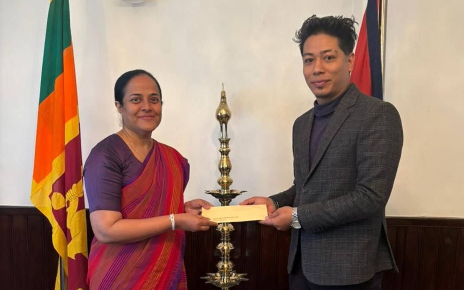 Prayas Travels Donates USD 1,000 to Support Sri Lanka’s Flood-Relief ...